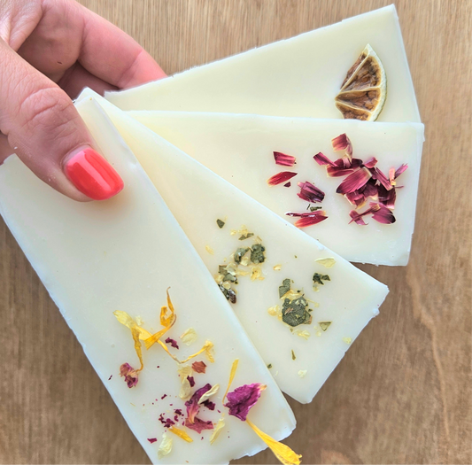 Bee Natural Wax Melts | Handmade Soy & Beeswax Wax Melts & Fragrances